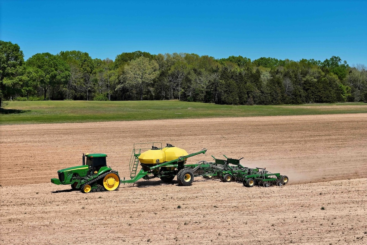 An air seeder hose built for Australian agriculture - Food & Beverage ...